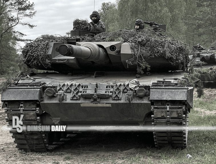 Poland sends 14 Leopard 2 tanks to Ukraine, first batch arrived ...