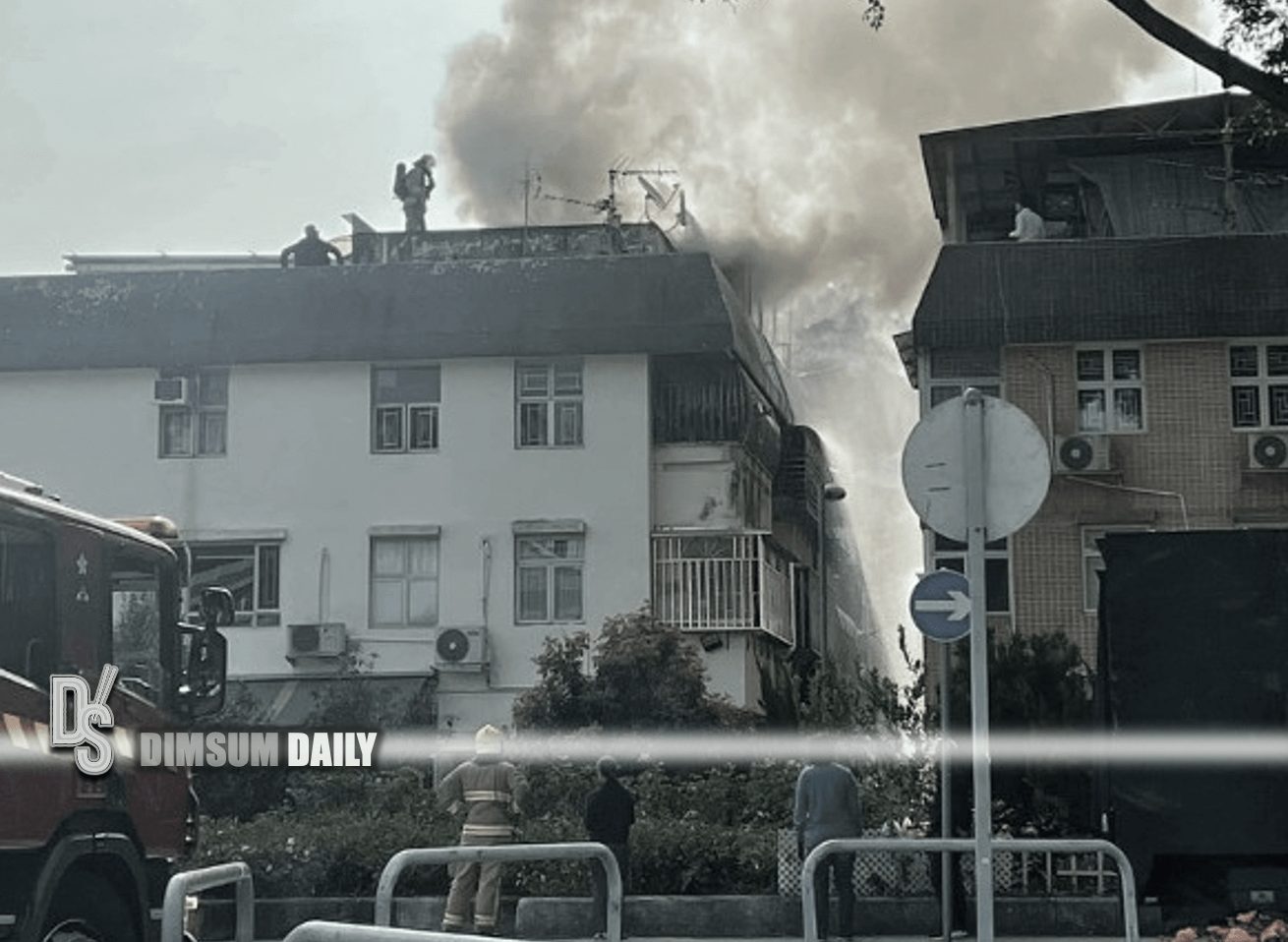 Fire breaks out at village house in Kam Shek New Village, Tai Po ...