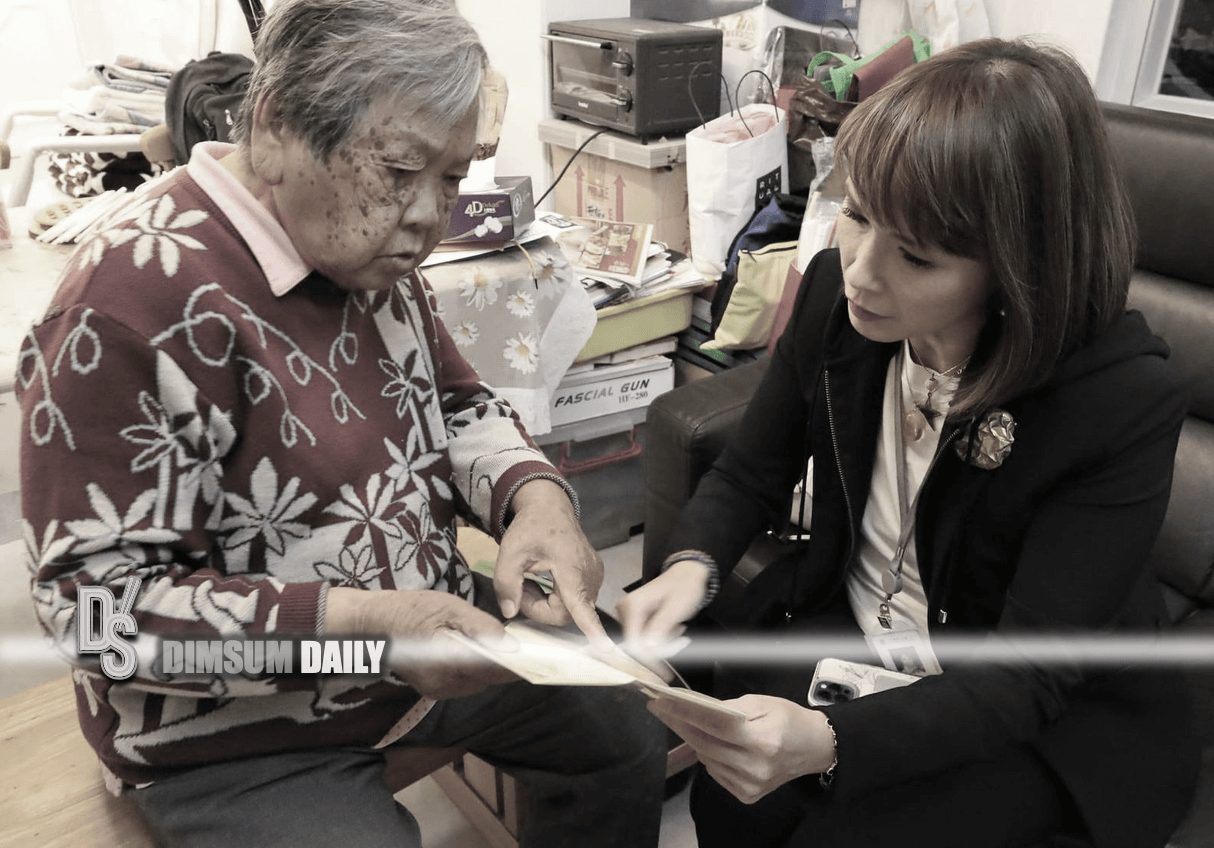 94-year-old mobile food vendor whose cart was seized by FEHD officers ...