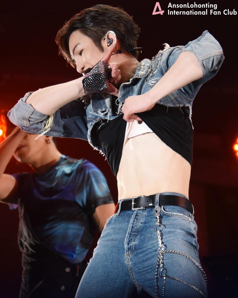 Anson Lo shows off waistline during sensational performance at HKT x ...