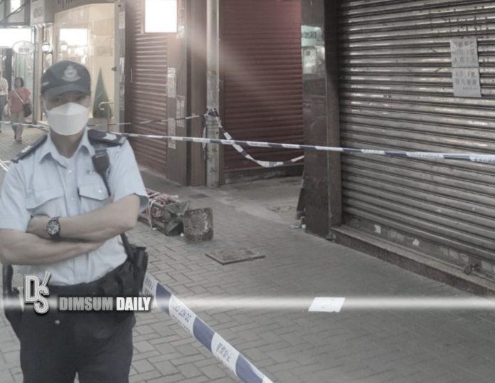 Iron bracket collapses at Yip Cheong Building in Western District and ...