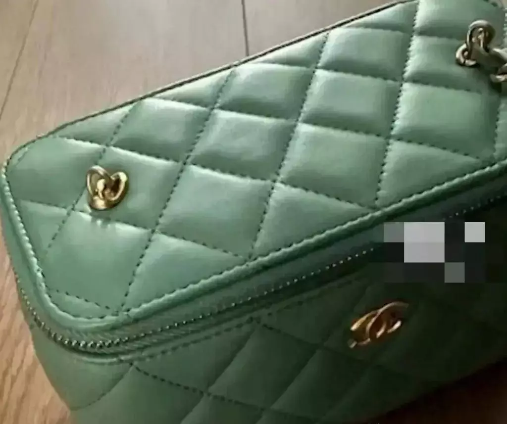 Chanel customer in Mainland China disappointed with after-sales service ...