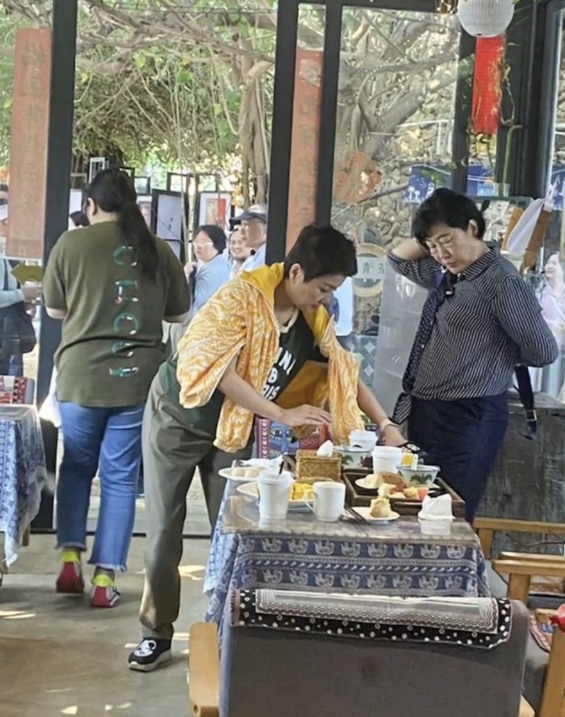 Stanley Ho's fourth wife and children absent at Laurinda's wedding ...