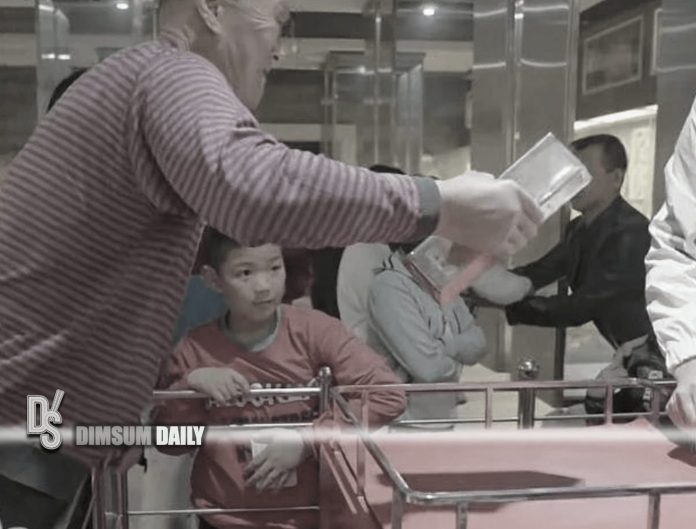 Chinese Tourist Bureau's "Lift the Gold Brick" challenge sparks outrage ...