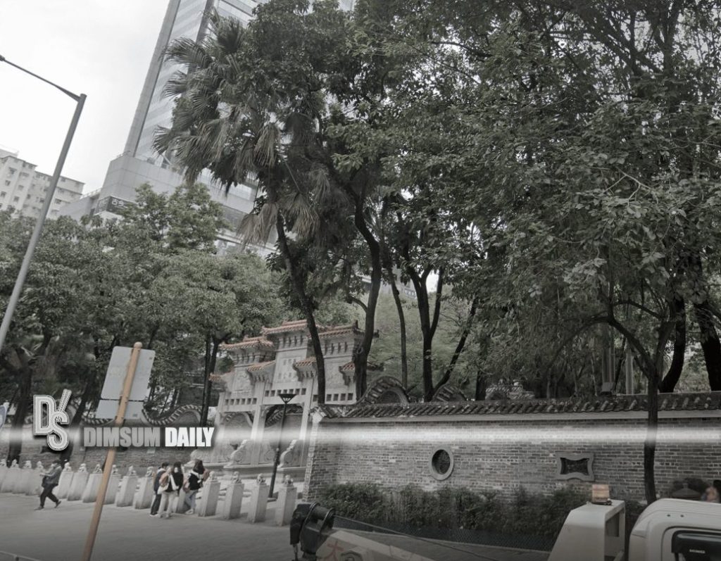 Withered Old and Valuable Tree (OVT) located in Jockey Club Tak Wah ...