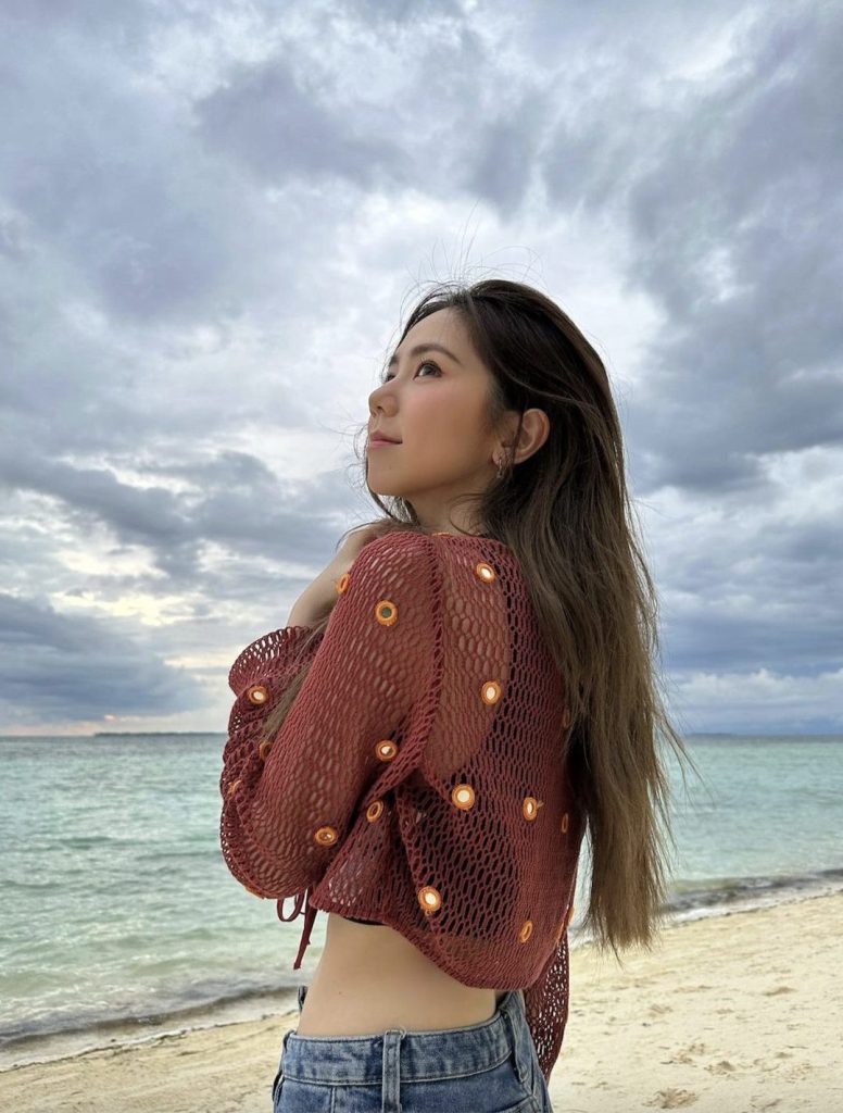 Hong Kong singer G.E.M. shares stunning photos from Maldives vacation ...