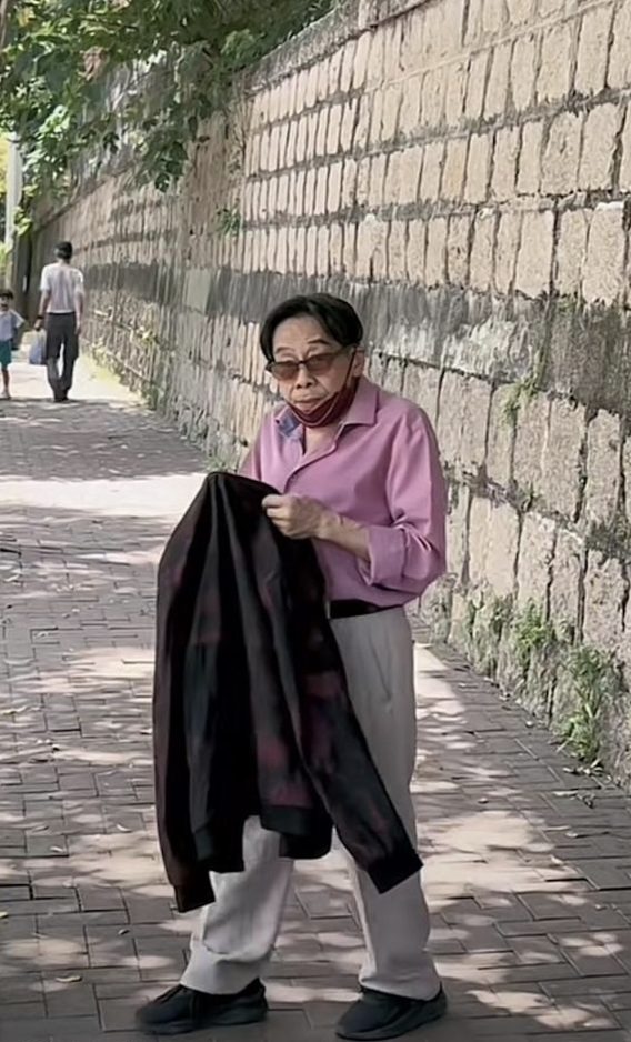78-year-old Hong Kong music and film legend Teddy Robin spotted waiting ...