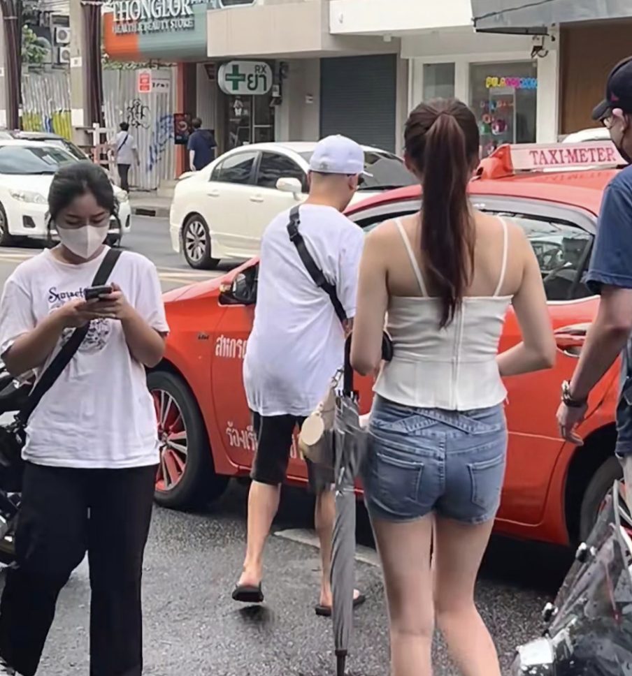 HK singer Justin Lo, 46, spotted in Thailand without helmet while riding motorbike - Dimsum Daily