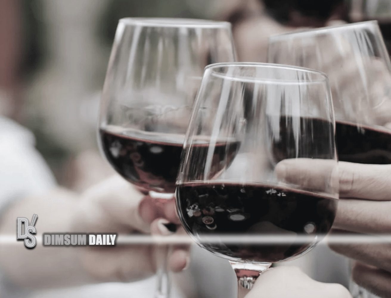 Counterfeit alcohol kills 17 in Northern Iran, nine suspects arrested ...