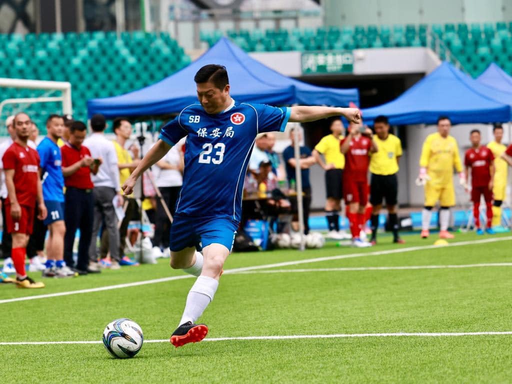 Hong Kong and Shenzhen security forces hold friendship football match ...