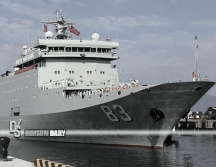 Chinese navy vessel "Qijiguang" returns to Dalian after 41-day training ...