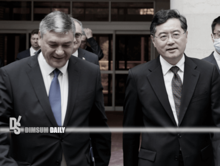 Chinese State Councillor and Foreign Minister Qin Gang holds talks with ...