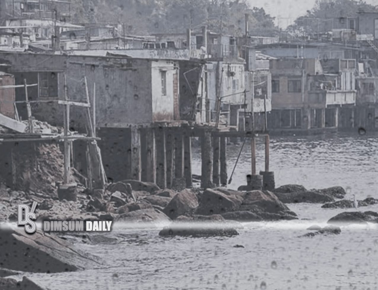Residents and businesses in Lei Yue Mun prepare for flooding as ...
