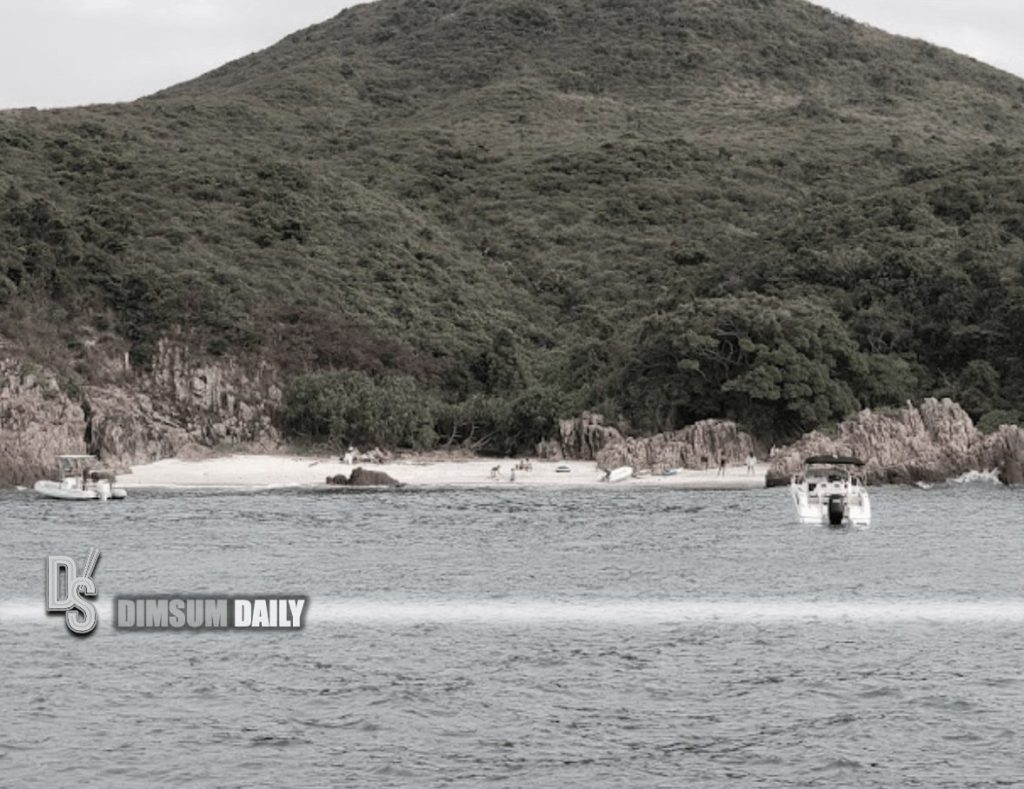Man in 60s drowns at Nam Fung Wan Beach in Sai Kung, despite rescue ...