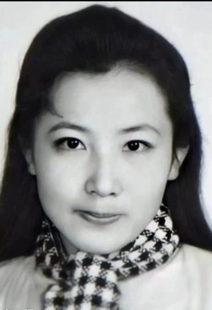 Shanxi's 'Peerless Beauty' Xie Liping, duspect in a fatal criminal case ...