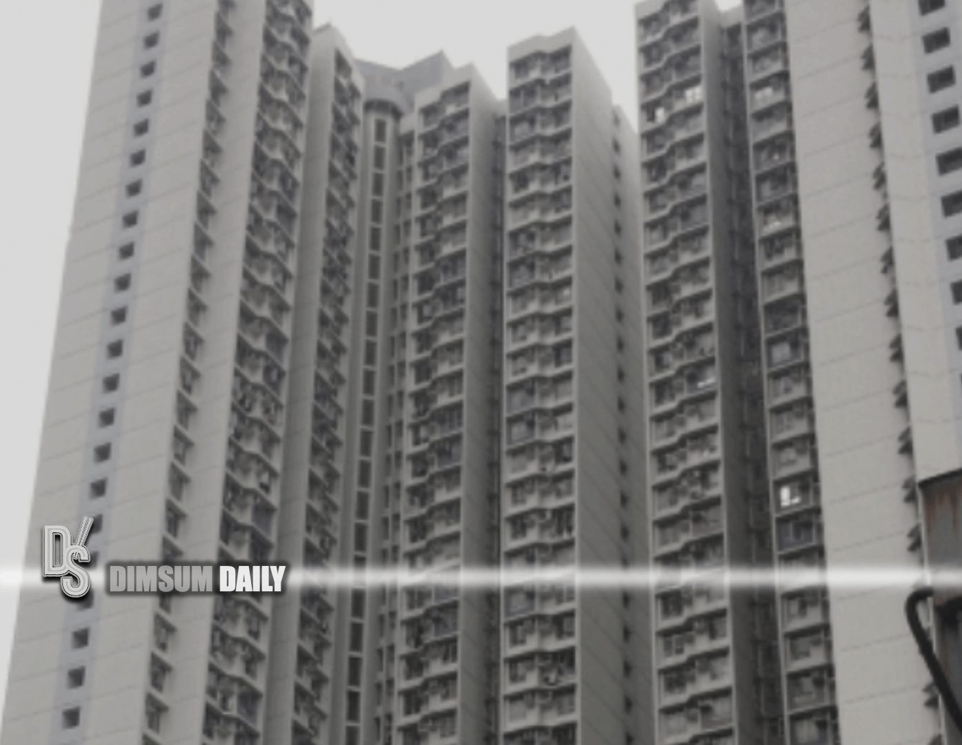 Man jumps to his death from top of Un Fung House in Cheung Sha Wan ...