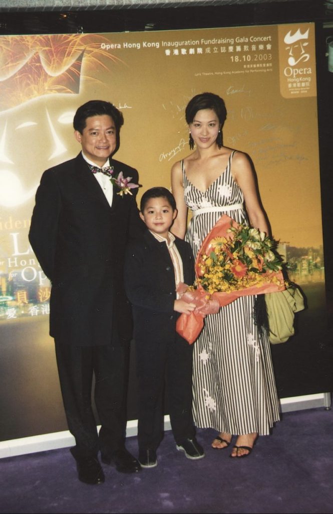 Renowned 64-year-old tenor Warren Mok ties the knot with young soprano ...