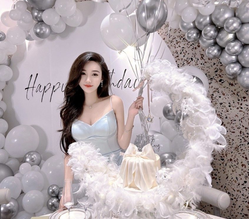 Family pays ransom for missing Chinese internet celebrity "Athena Liya" after travelling to the ...