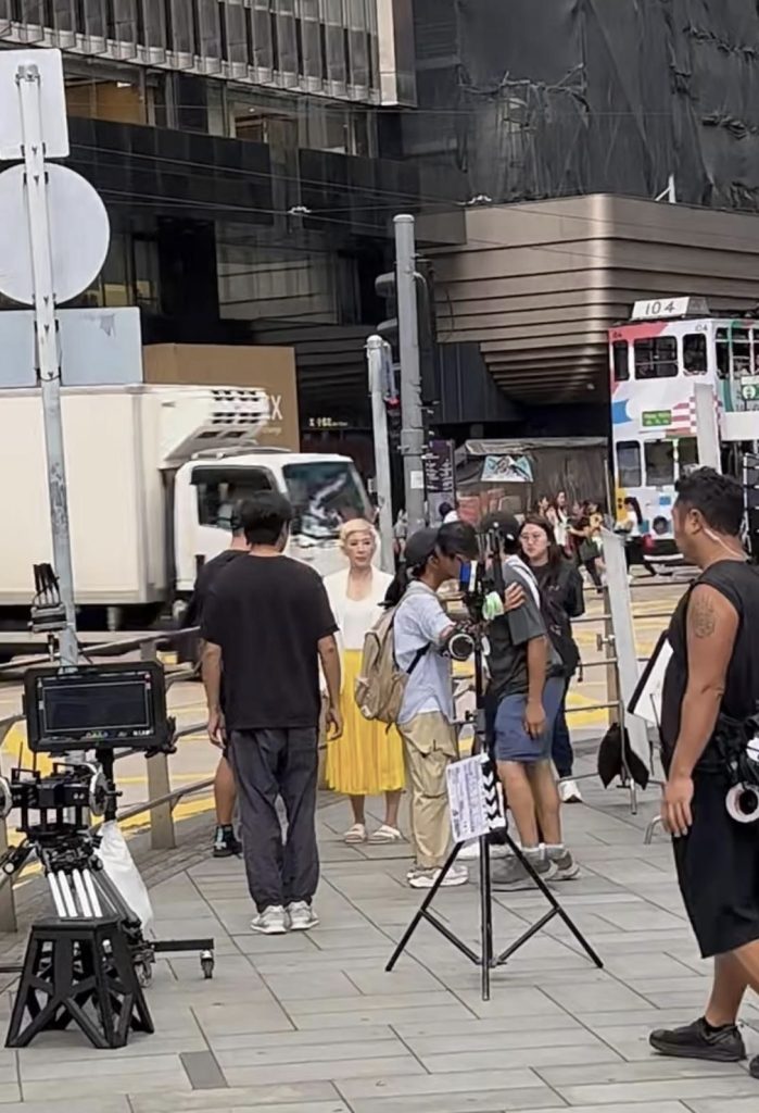 Actress Sandra Ng shines at 58, revealing her real self in candid ...