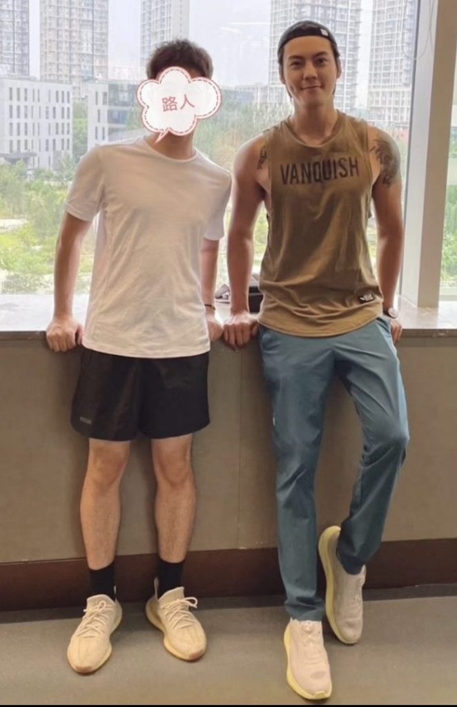 HK heartthrob William Chan Wai-ting spotted unveiling his fit physique ...