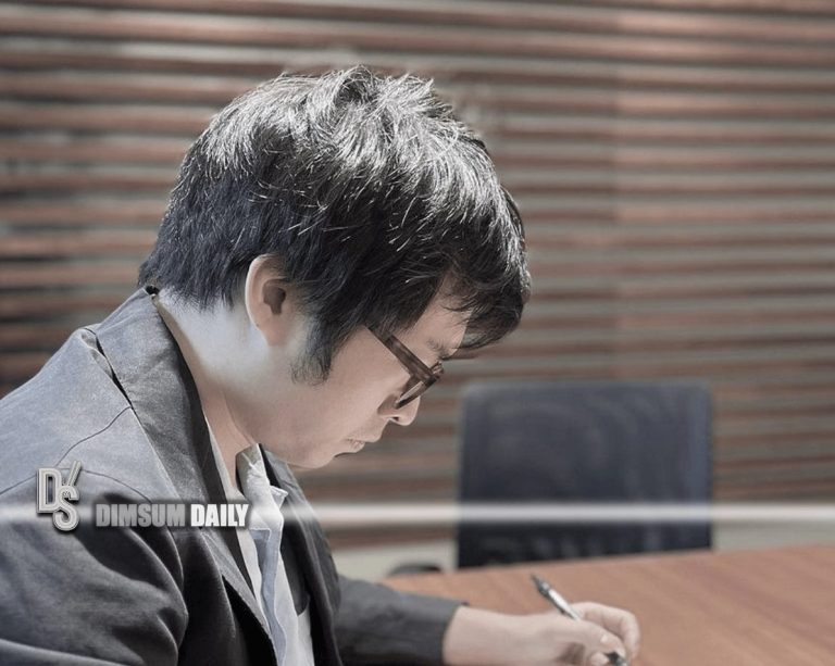 Social media influencer Joseph Lam Chok's distressed appearance ...