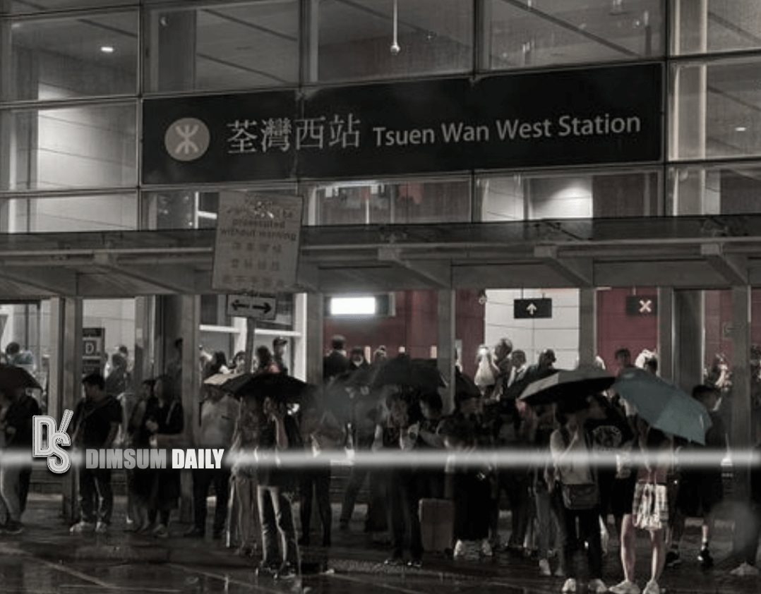 Typhoon Koinu halts MTR above-ground services, stranding hundreds of ...