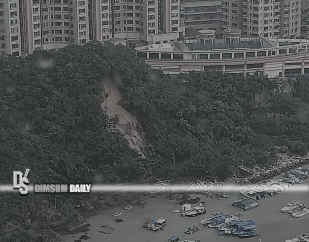 Mudslide from Tseung Kwan O's Wan Poon Path succumbs to heavy rainfall, flows into the sea ...