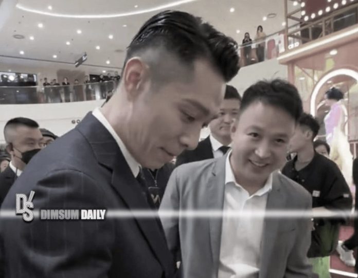 Hong Kong singer Pakho Chau leaves a lasting impression with spectacular appearance in Dalian ...
