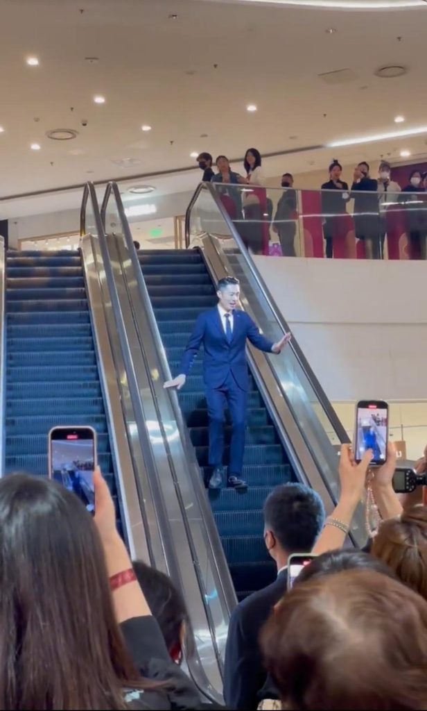 Hong Kong singer Pakho Chau leaves a lasting impression with ...