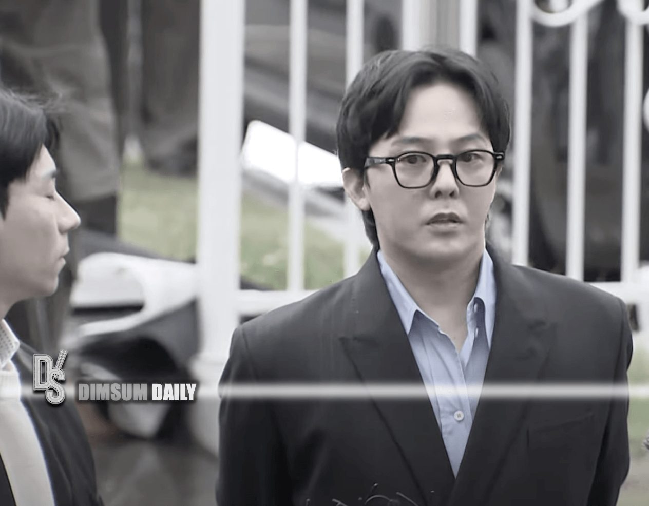 G-Dragon issues two statements denying drug use, voluntarily undergoes ...