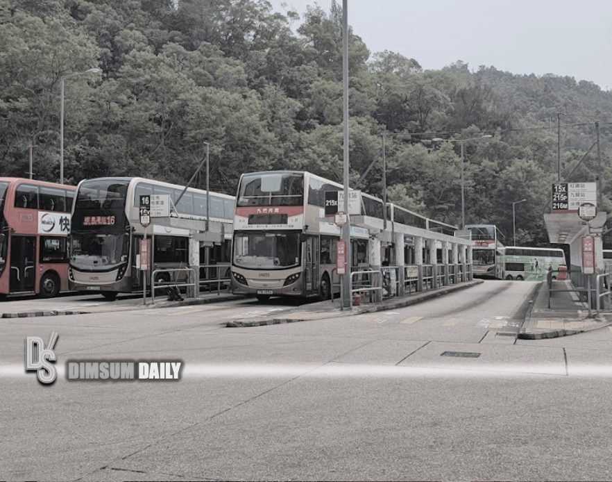 KMB bus driver dies after collapsing at Lam Tin (Kwong Tin Estate) Bus ...