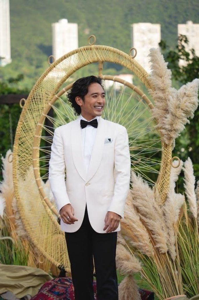 HK singer Alex Lam ties the knot with five-year girlfriend amidst sweet ...