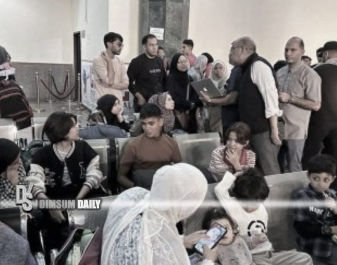 Philippines struggles to house Filipino-Palestinian families fleeing ...