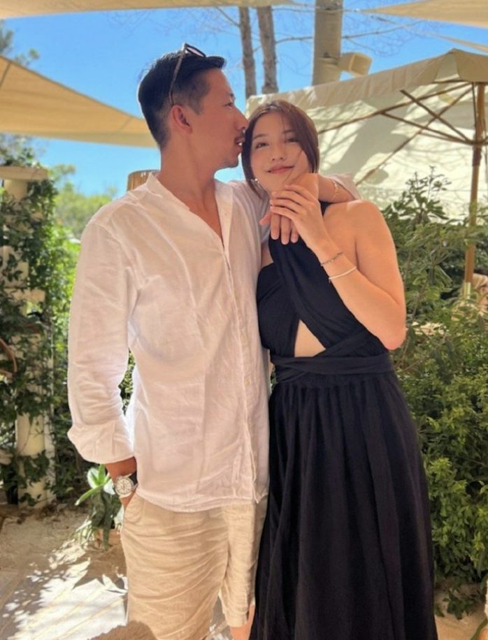 30-year-old Hong Kong actress Karena Ng's wedding photos with ...