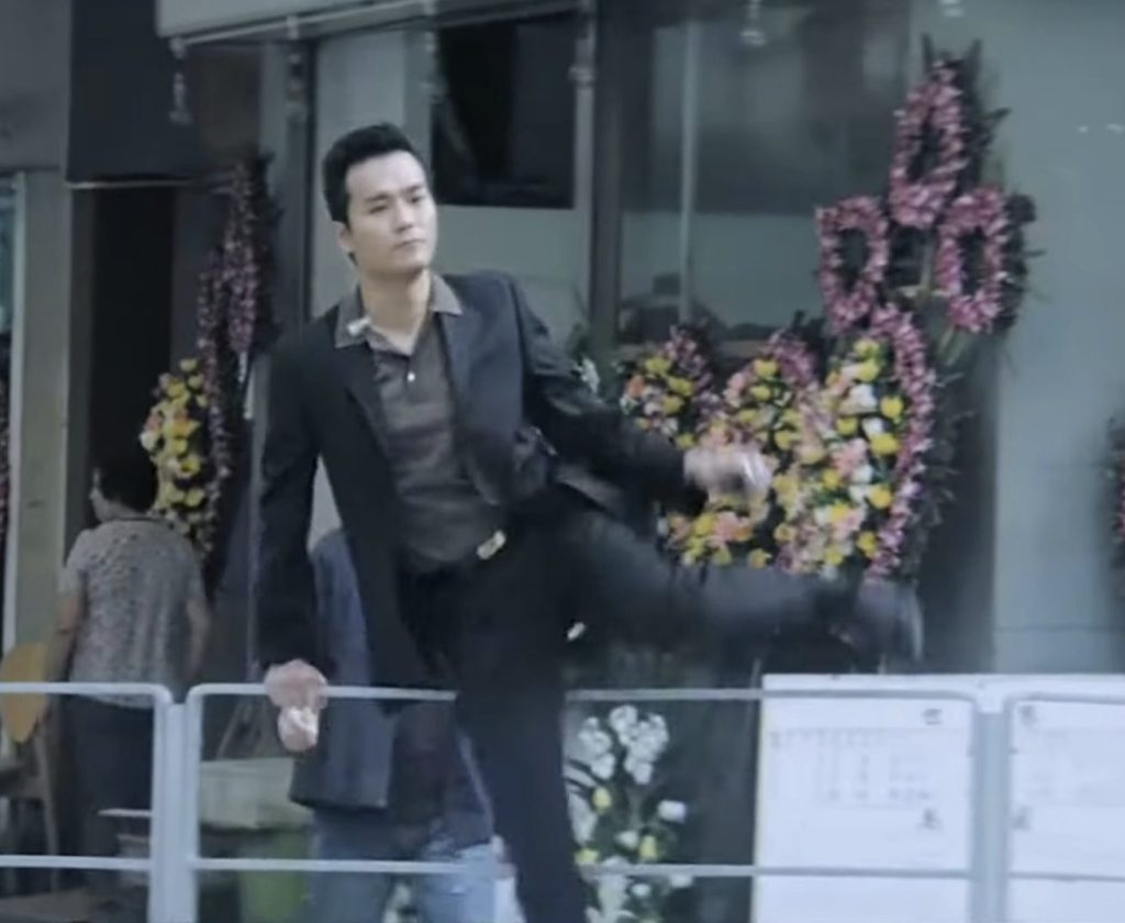 62-year-old actor Andy Lau impresses fans with astonishing hurdle leap ...