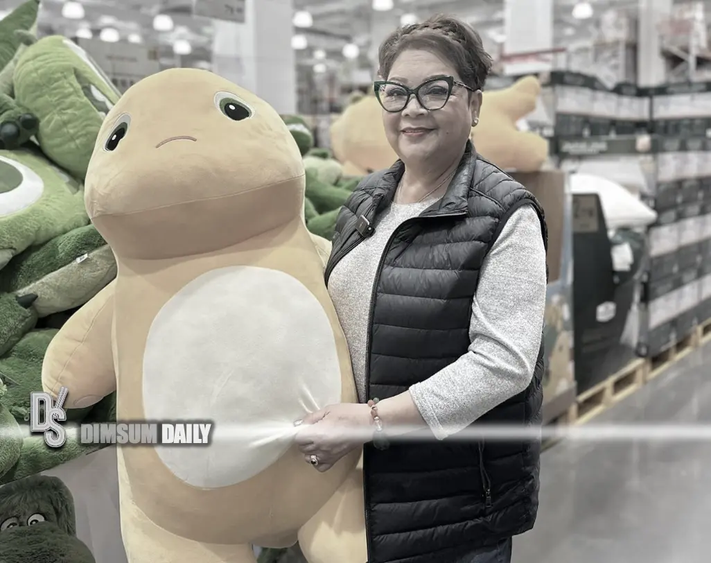 Hong Kong singer Maria Cordero makes a splash at Sam's Club in Shenzhen ...