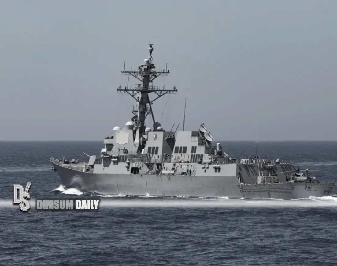 U.S. Navy asserts freedom of navigation in Taiwan Strait amid tensions ...