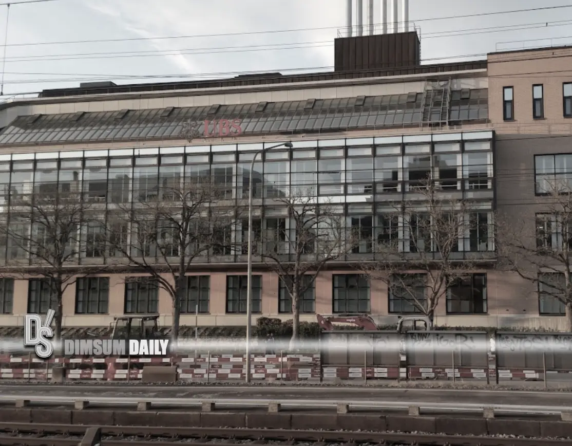 UBS cuts senior jobs post-Credit Suisse merger, 3,000 Swiss positions ...