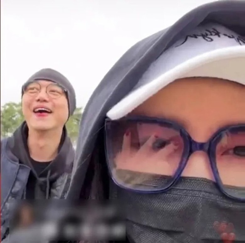 Taiwanese songstress A-Mei's romantic stroll in Taitung captivates fans ...