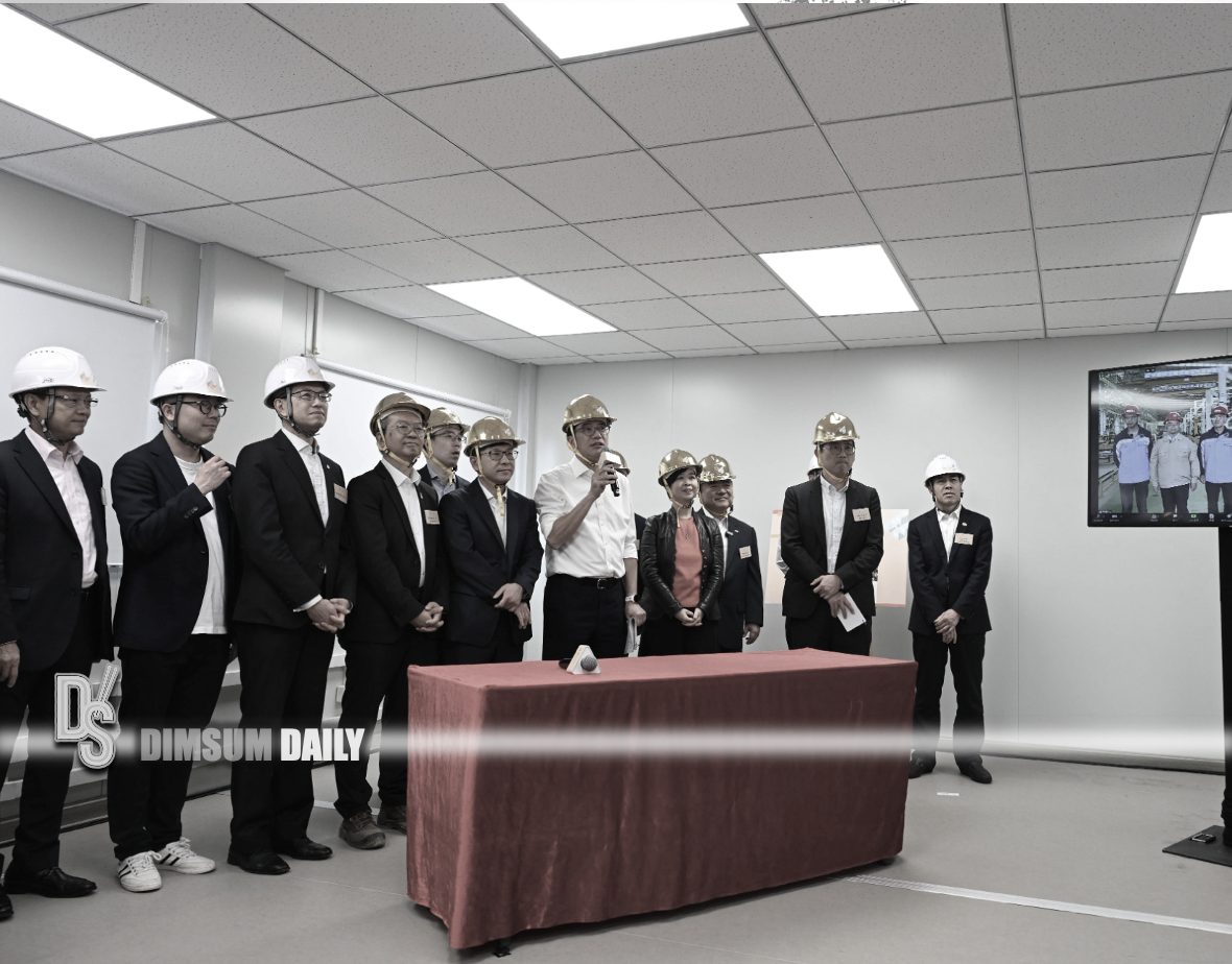 Groundbreaking ceremony marks launch of first light public housing ...