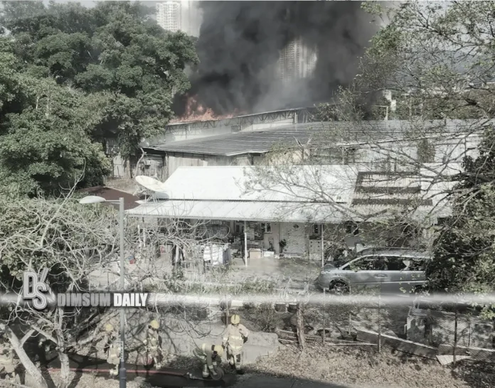 Massive fire engulfs warehouse in Ma Wat Wai, Fanling - Dimsum Daily