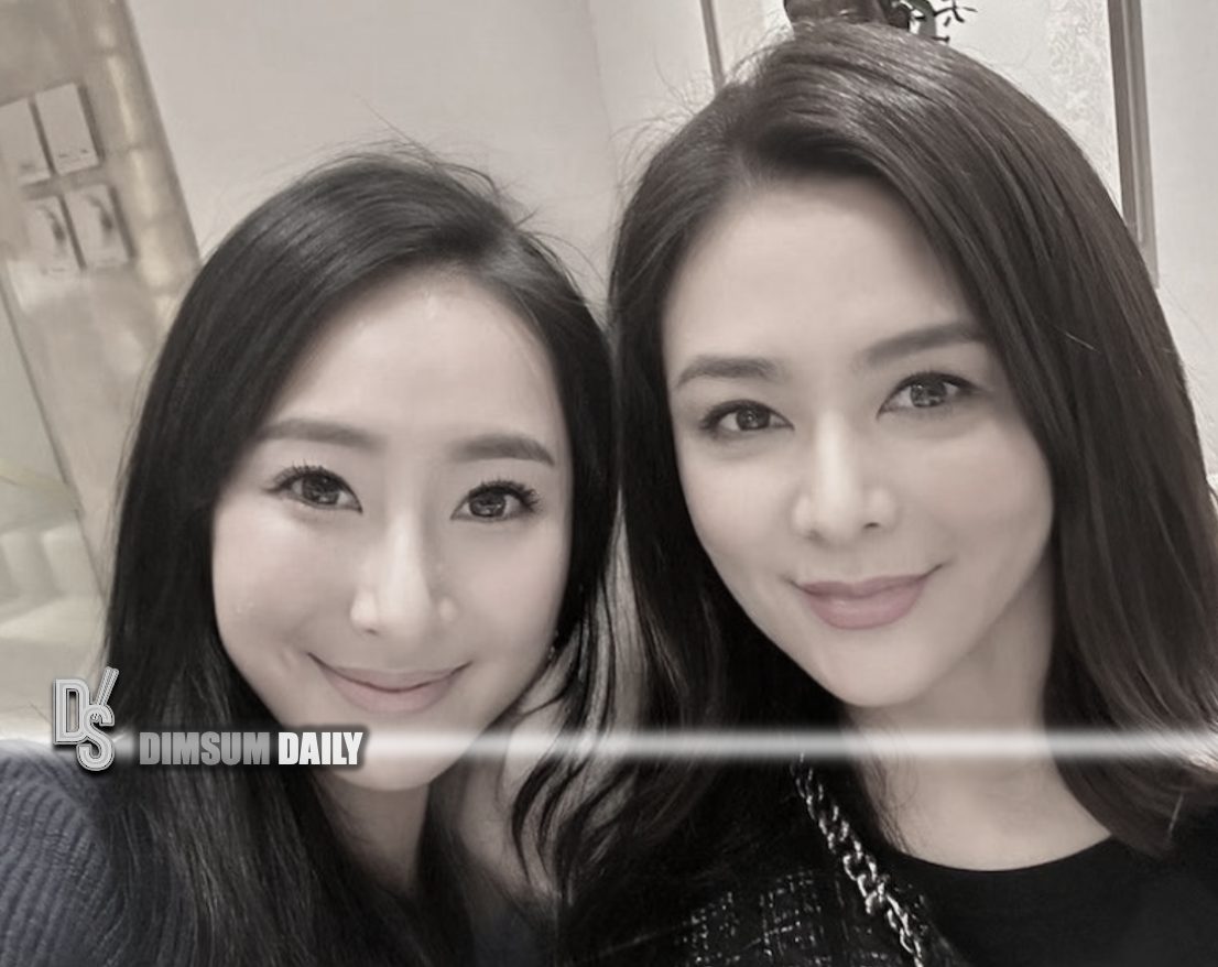 Former 61-year-old HK actress Rosamund Kwan's timeless elegance and ...