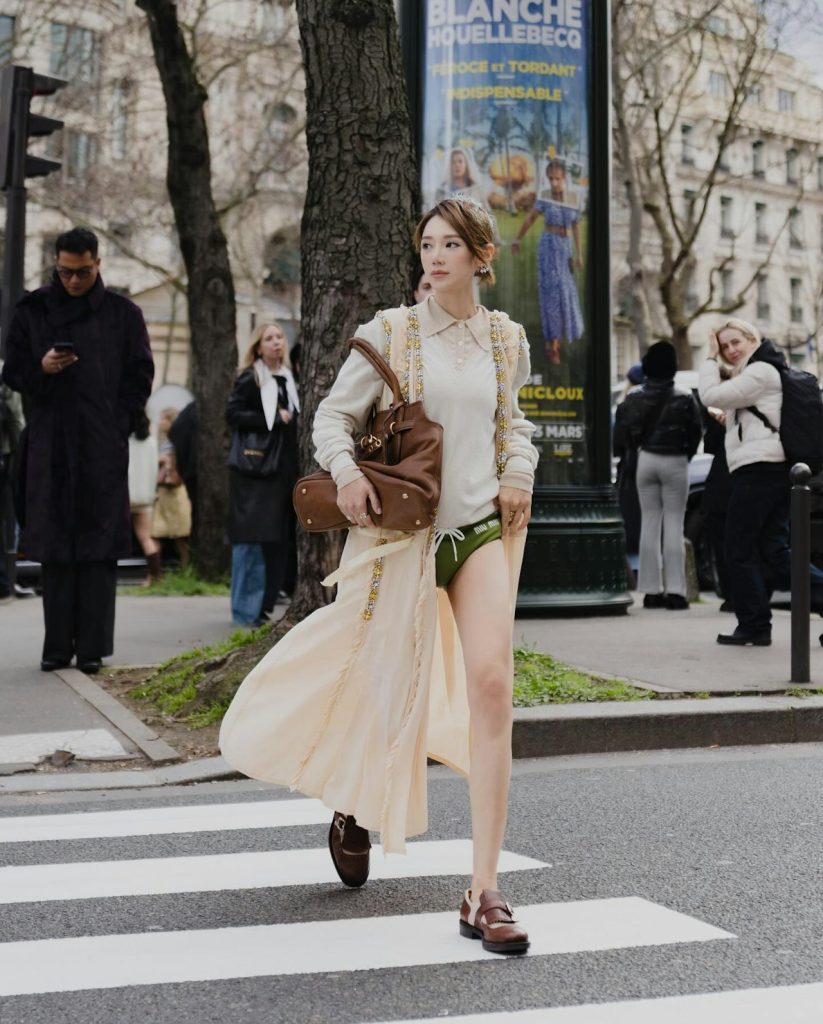 Local model and actress Elva Ni announces third pregnancy, astonishing ...