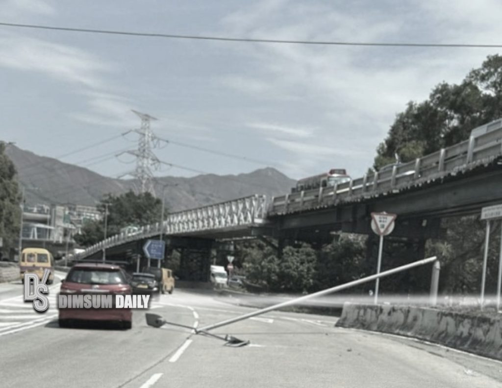 Collapsed high-voltage line in Yuen Long strikes minibus and breaks ...