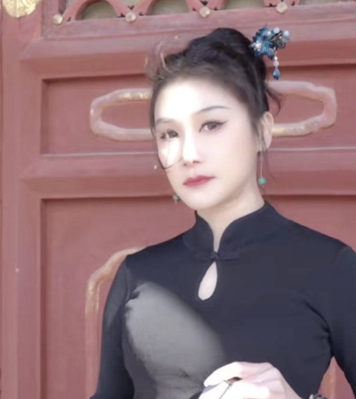 Controversy arises as foreigners lift the skirt of iconic sex symbol Angie Cheong in public ...