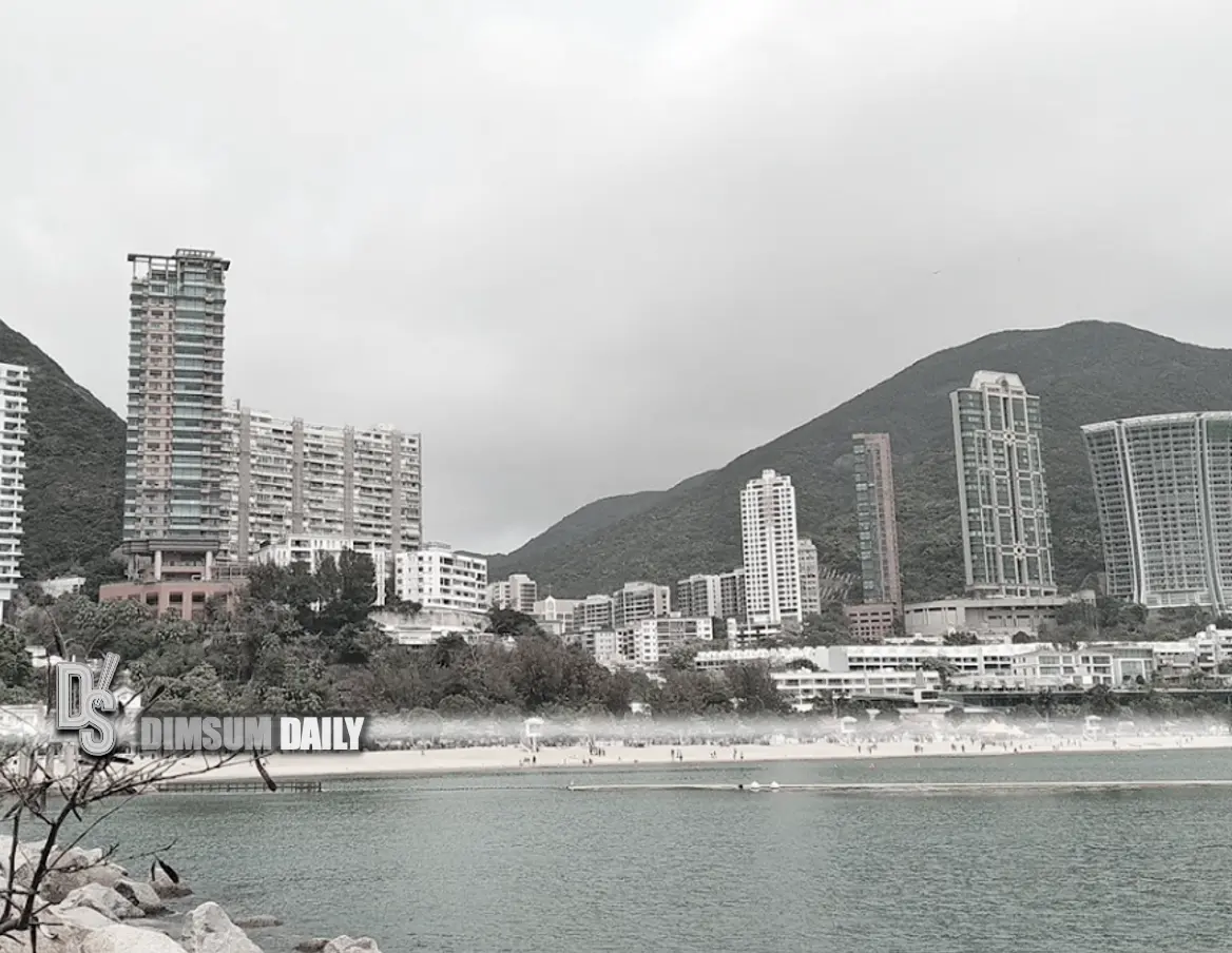 Red tide sighting leads to temporary beach closure at Repulse Bay Beach ...