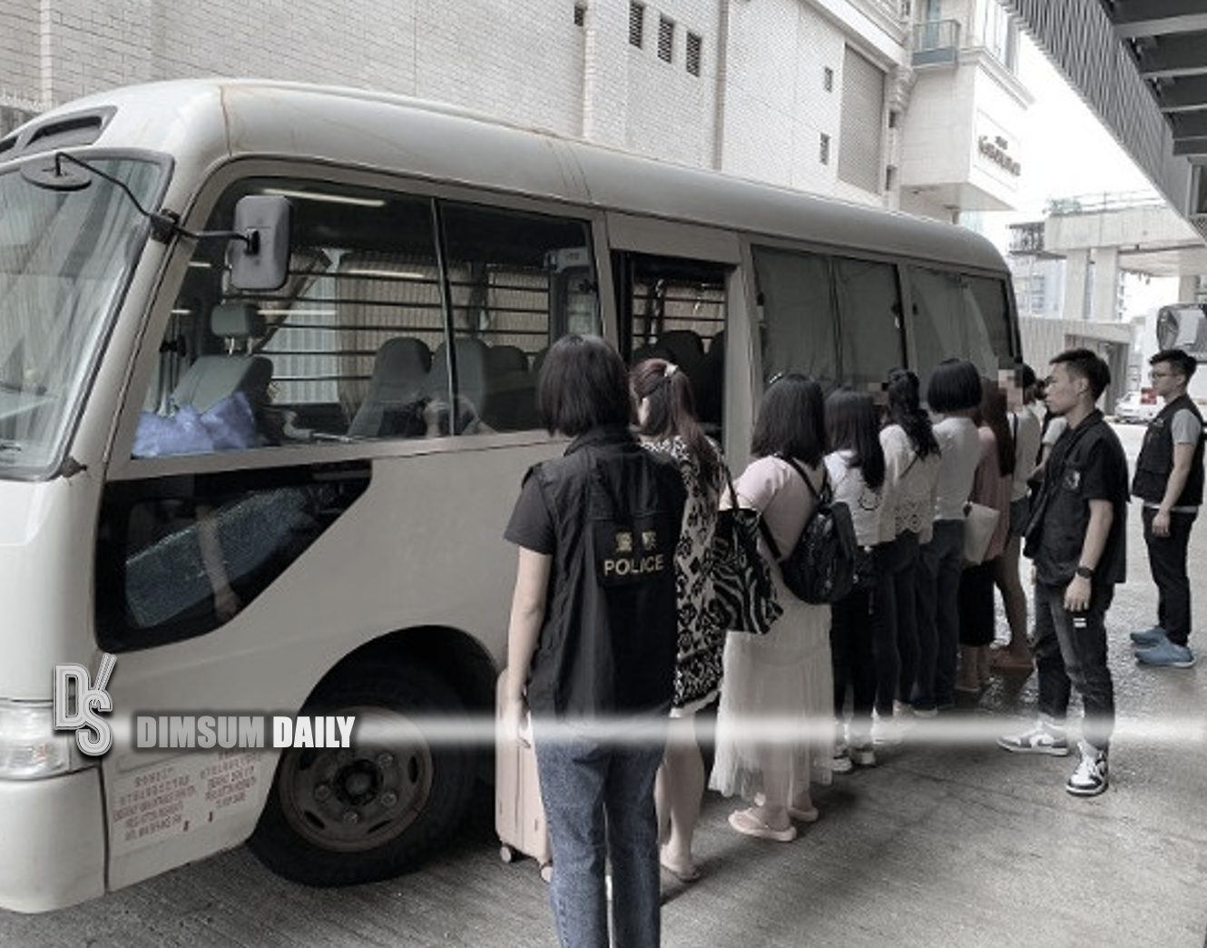 Interdepartmental operation in Yau Tsim Mong district targets illegal ...