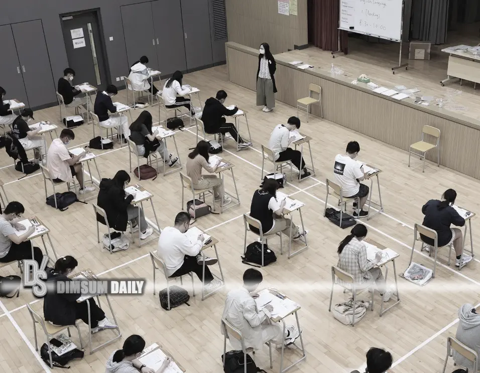 DSE exams begin with new app for self-check-in, mask-wearing students ...