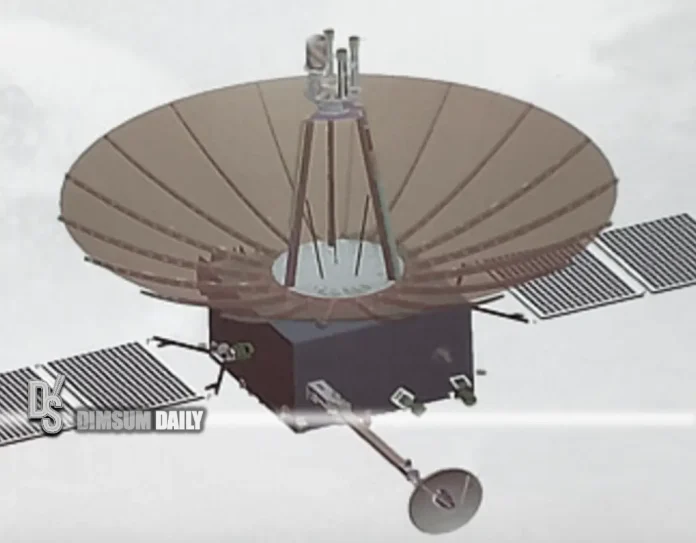 China's Queqiao-2 satellite paves the way for enhanced lunar communication - Dimsum Daily