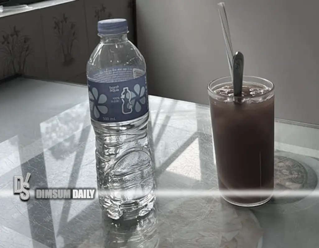 Outrage erupts as diners complain of poor experience and overpriced HK ...